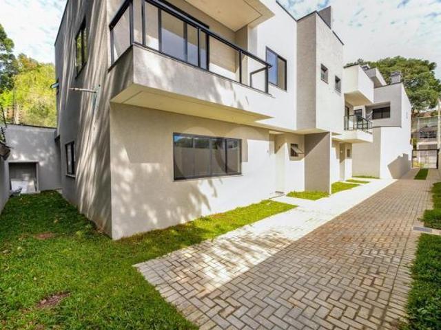 Sobrado com 4 quartos à venda em Santa felicidade PR