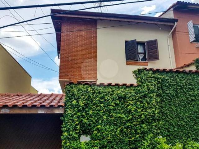 Sobrado com 4 quartos à venda em Santana SP