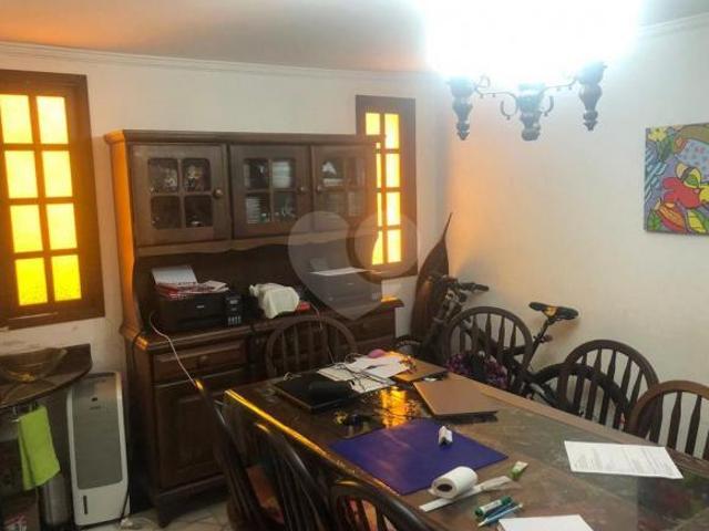 Sobrado com 4 quartos à venda em Sumaré SP