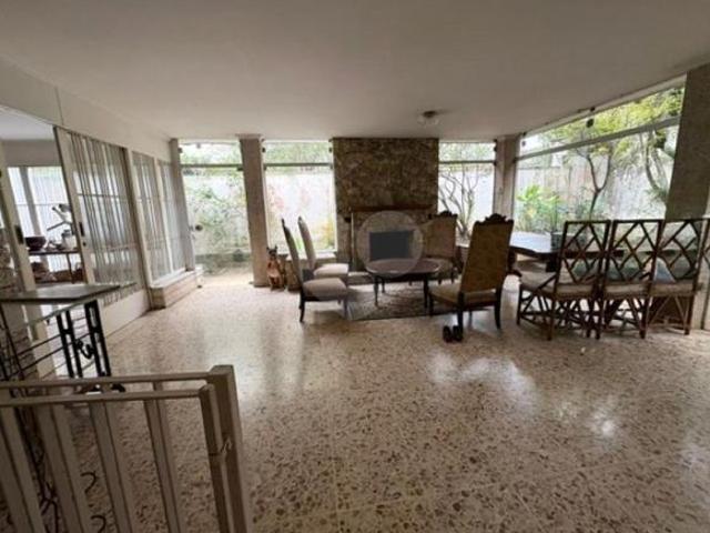 Sobrado com 4 quartos à venda em Sumaré SP