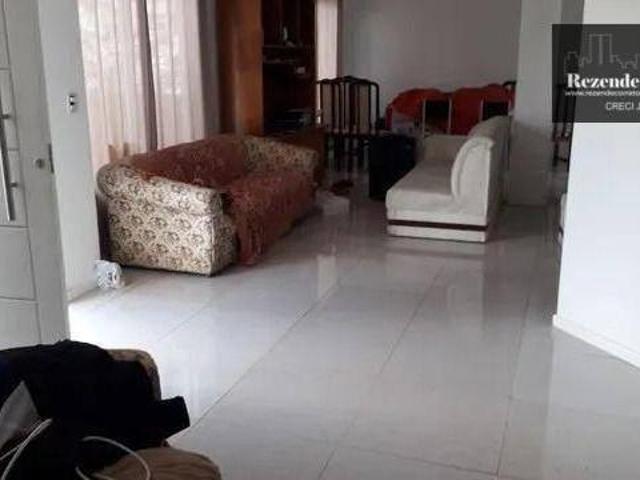 Sobrado com 4 quartos à venda no bairro Mossunguê Curitiba/PR