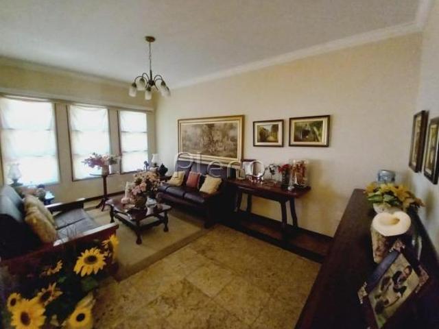 Sobrado com 4 quartos à venda no Jardim Magnólia em Campinas