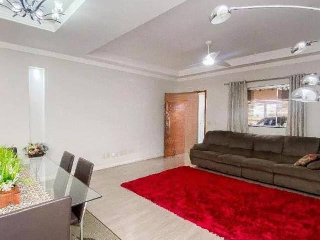 Sobrado com 4 quartos à venda por R$ 810.000 Parque Capuava Santo André/SP