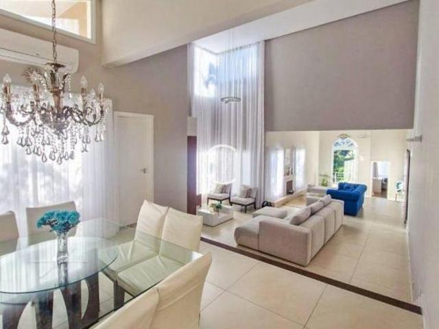 Sobrado com 4 quartos, área gourmet e sauna à venda, 400 m² por R$ 2.500.000 Mirante do Vale Jac