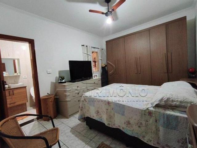 SOBRADO COM 4 QUARTOS Bonsucesso