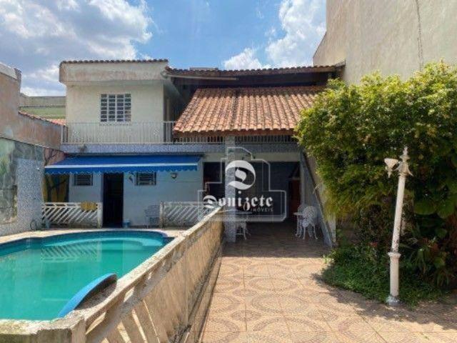 Sobrado com 4 Quartos e 4 banheiros à Venda, 400 m² por R$ 1.499.000