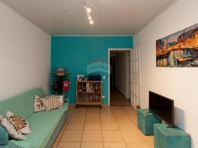 Sobrado com 4 Quartos e 4 vagas à Venda, 220m² na Vila Regina
