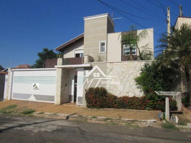 Sobrado com 4 Quartos e 6 banheiros à Venda, 325 m² por R$ 1.100.000