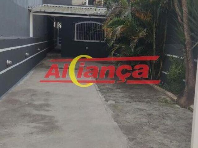 Sobrado com 4 quartos e 6 vagas em Bonsucesso Guarulhos