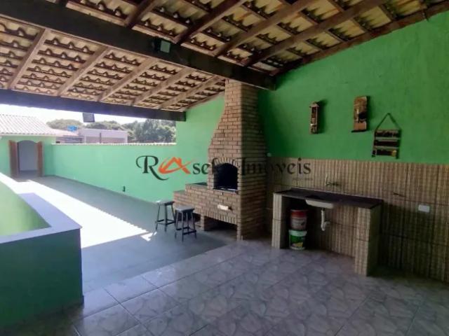 Sobrado com 4 Quartos e 2 banheiros à Venda, 125 m² por R$ 269.900
