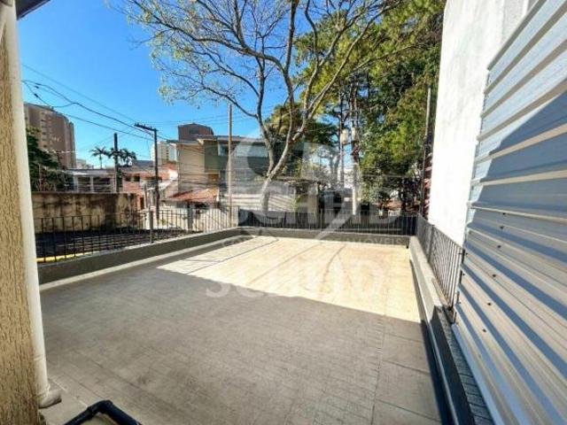 Sobrado com 4 Quartos e 3 banheiros à Venda, 145 m² por R$ 780.000