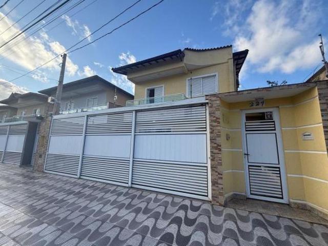 Sobrado com 4 quartos, Flórida, Praia Grande R$ 1.35 mi