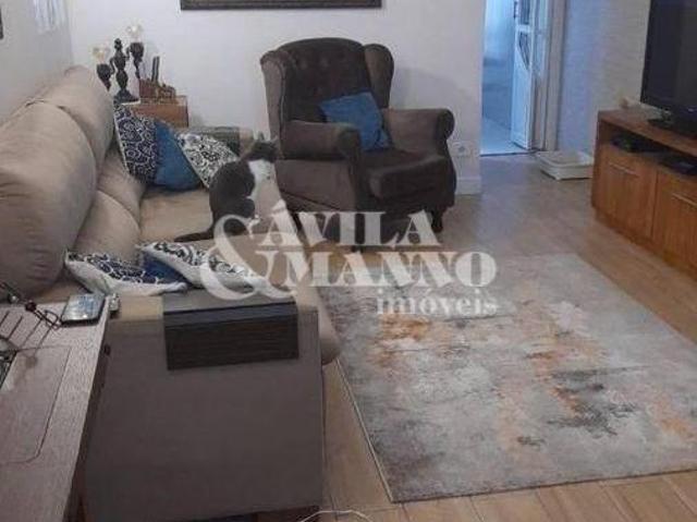 Sobrado com 4 Quartos na Água Rasa