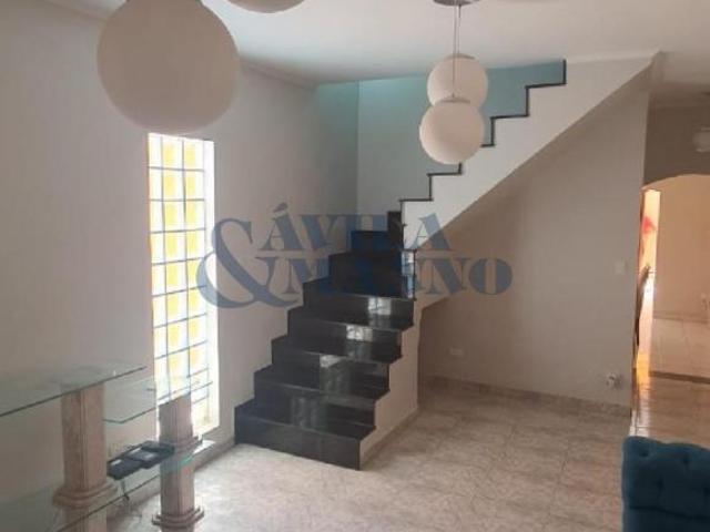 Sobrado com 4 quartos na Sapopemba