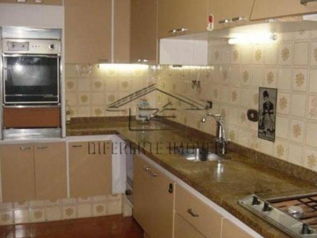 Sobrado com 4 quartos sendo 3 suites com piscina no Tatuape