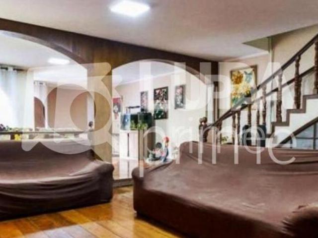 SOBRADO COM 4 QUARTOS SENDO 3 SUÍTES E 3 VAGAS PARA VENDA, VILA GUSTAVO, SÃO PAULO