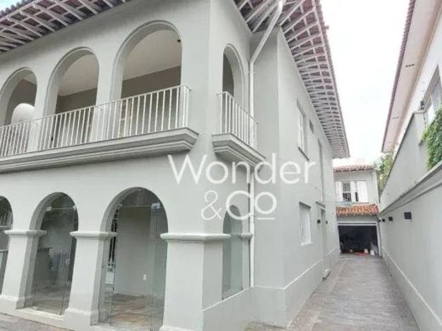 Sobrado com 4 Quartos para venda ou aluguel, 343m² Jardim Paulista