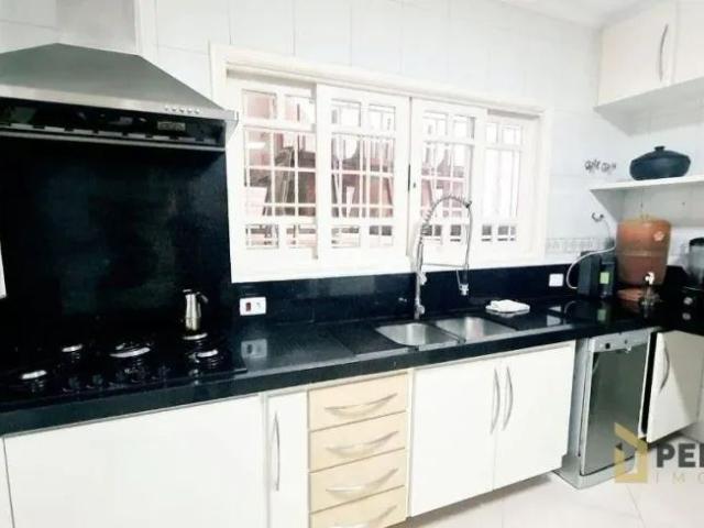 Sobrado com 4 Quartos para venda ou aluguel, 400m² Tremembé