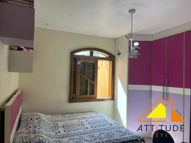 Sobrado com 4 Quartos para alugar, 230m² Jardim Maria Adelaide