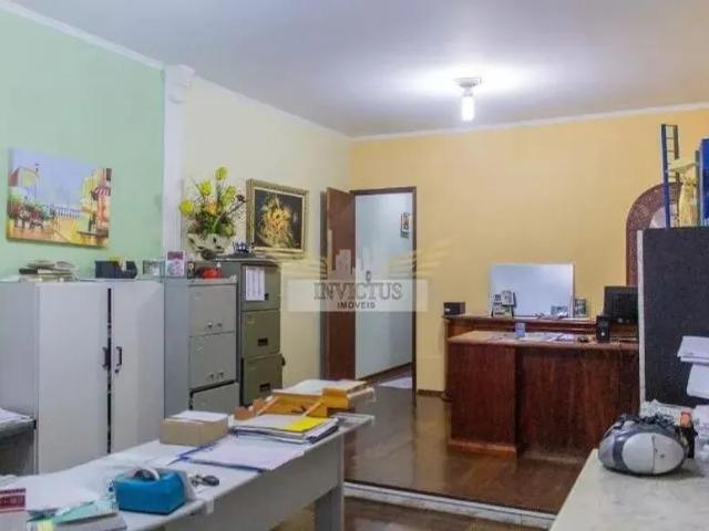 Sobrado com 4 Quartos para alugar, 249m² Bangu