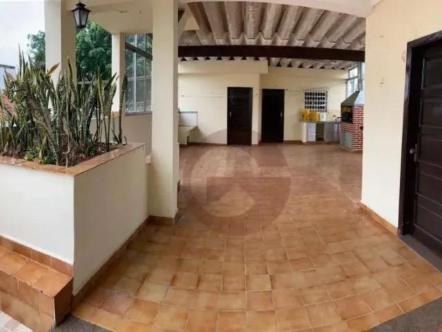 Sobrado com 4 Quartos para alugar, 342m² Butantã
