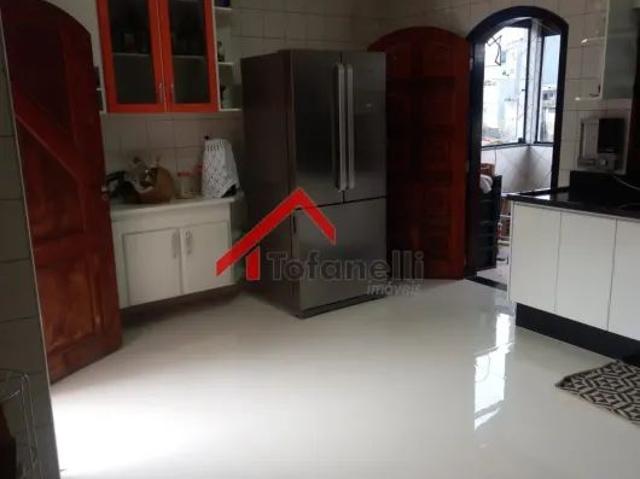 Sobrado com 4 Quartos para alugar, 354m² Parque Jacatuba