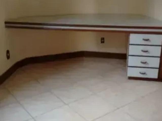 Sobrado com 4 Quartos para alugar, 407m² Vila Cecilia Maria