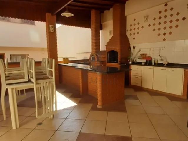 Sobrado Comercial localizado no Bairro Osvaldo Cruz, em São Caetano Do Sul