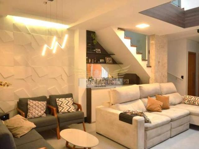 Sobrado com 4 Quartos para Comprar, 162m² Vila Alpina, Santo André/SP