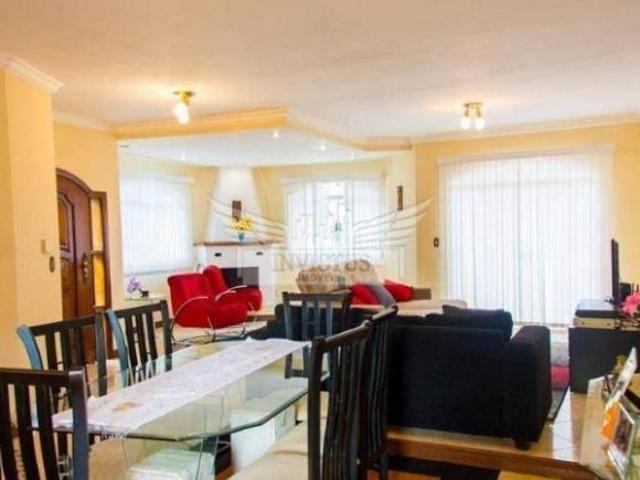 Sobrado com 4 Quartos para Comprar, 407m² Vila Cecília Maria, Santo André/SP