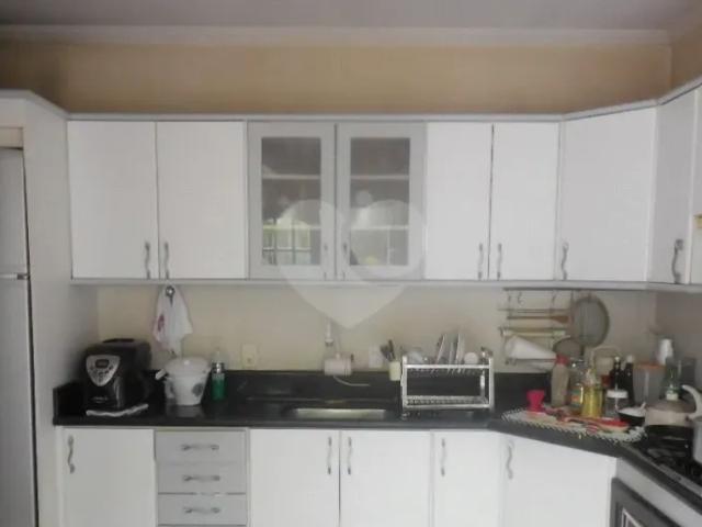 Sobrado com 4 quartos à venda em Jardim Vitória Régia SP