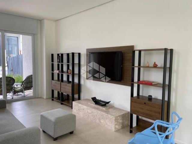 Sobrado com 4 quartos/dormitórios, 2 vagas/box no condomínio Blue, Xangri Lá/RS