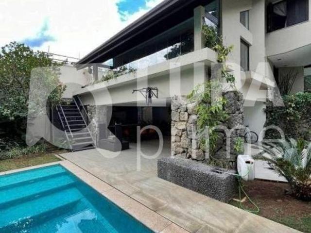 SOBRADO COM 4 QUARTOS/SUÍTES,QUINTAL, ÁREA GOURMET, 8 VAGAS, PARA VENDA, TREMEMBÉ, SÃO PAULO