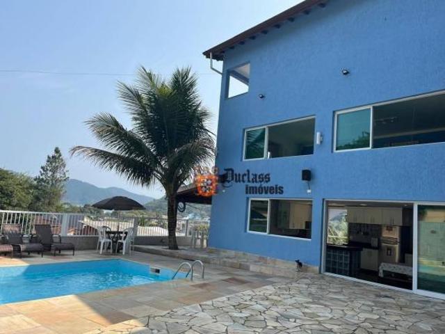 Sobrado com 4 suítes à venda por R$ 950.000 Perequê Mirim Ubatuba/SP