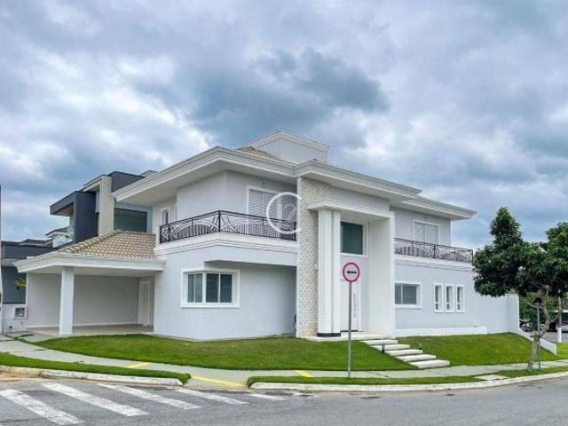 Sobrado com 4 suítes à venda, 252 m² por R$ 2.230.000 Urbanova São José dos Campos/SP