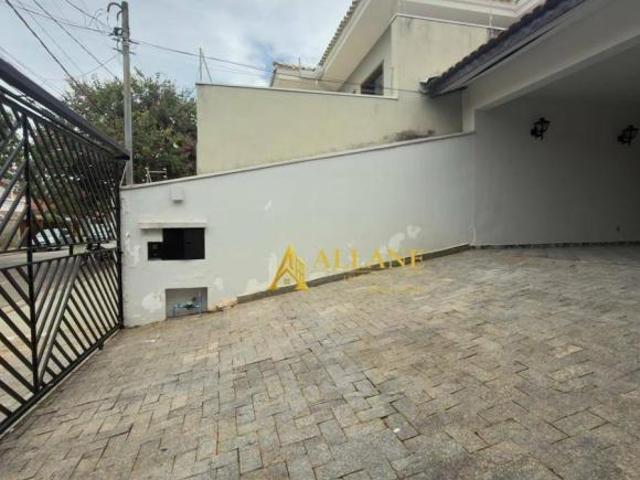 Sobrado com 4 suítes à venda, 209 m² por R$ 1.200.000 Parque Campolim Sorocaba/SP