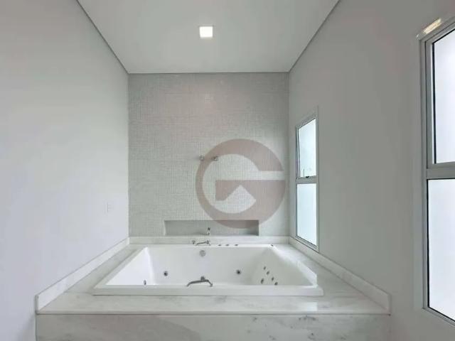 Sobrado com 4 Suítes à venda, 468 m² por R$ 3.500.000 Granja Viana Cotia/SP