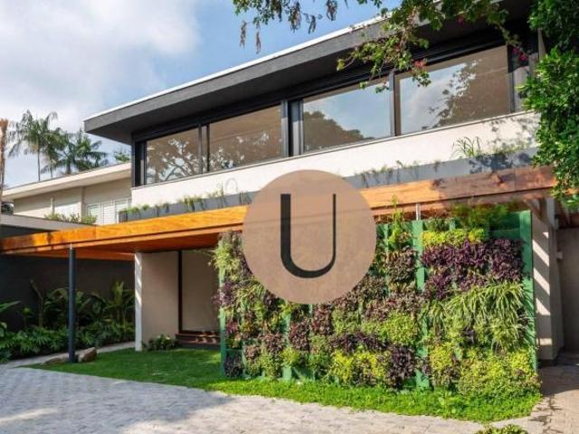Sobrado com 4 suítes à venda, 420 m² Alto de Pinheiros São Paulo/SP