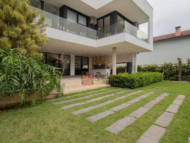 Sobrado com 4 suítes à venda, 500 m² por R$ 4.490.000 Fazenda da Ilha Embu Guaçu/SP