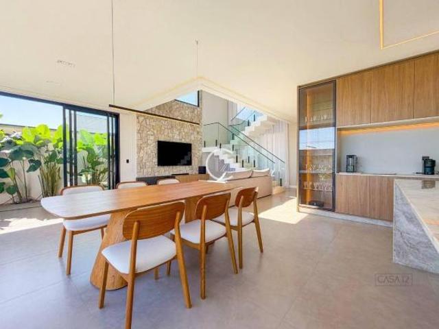 Sobrado com 4 suítes e piscina à venda, 265 m² por R$ 2.290.000 Reserva Ruda São José dos Campos