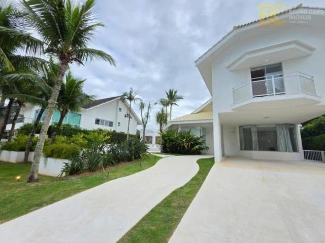 Sobrado com 4 Suites e Piscina em Condominio Bougainvillee Residencial I Peruíbe/SP