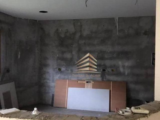 Sobrado com 4 suítes e 4 vagas à venda, 410 m² por R$ 2.000.000 Vila Rosália Guarulhos/SP