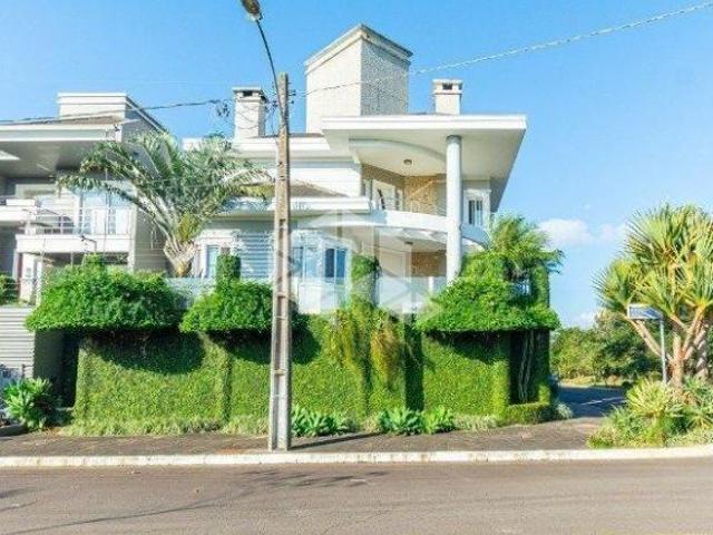 Sobrado com 4 suites no bairro Moinhos de Vento/RS