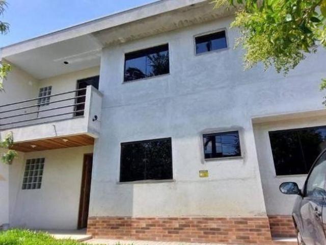 Sobrado com 5 dormitórios à venda, 155 m² por R$ 770.000,00 Portão Curitiba/PR