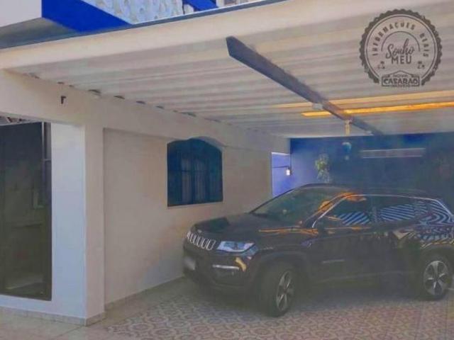 Sobrado com 5 dormitórios à venda, 201 m² por R$ 2.100.000,00 Boqueirão Praia Grande/SP