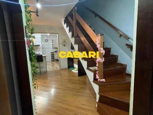 Sobrado com 5 dormitórios à venda, 215 m² Jardim Las Vegas Santo André/SP