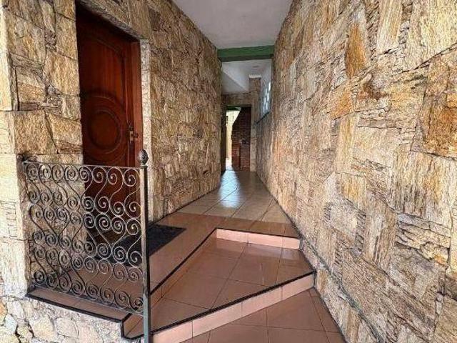 Sobrado com 5 dormitórios à venda, 217 m² por R$ 850.000,00 Jardim Arpoador São Paulo/SP