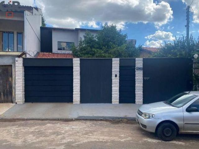 Sobrado com 5 dormitórios à venda, 217 m² por R$ 850.000,00 Residencial Porto Seguro Goiânia/GO
