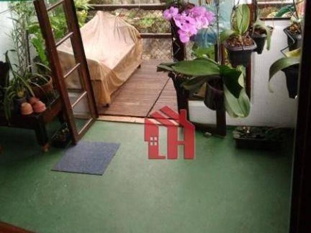 Sobrado com 5 dormitórios à venda, 212 m² por R$ 617.000,00 Macuco Santos/SP