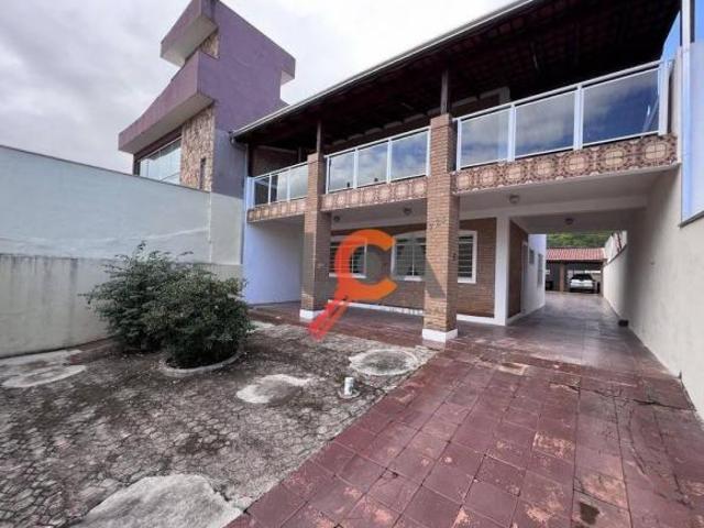 Sobrado com 5 dormitórios à venda, 232 m² por R$ 980.000,00 Centro Caraguatatuba/SP